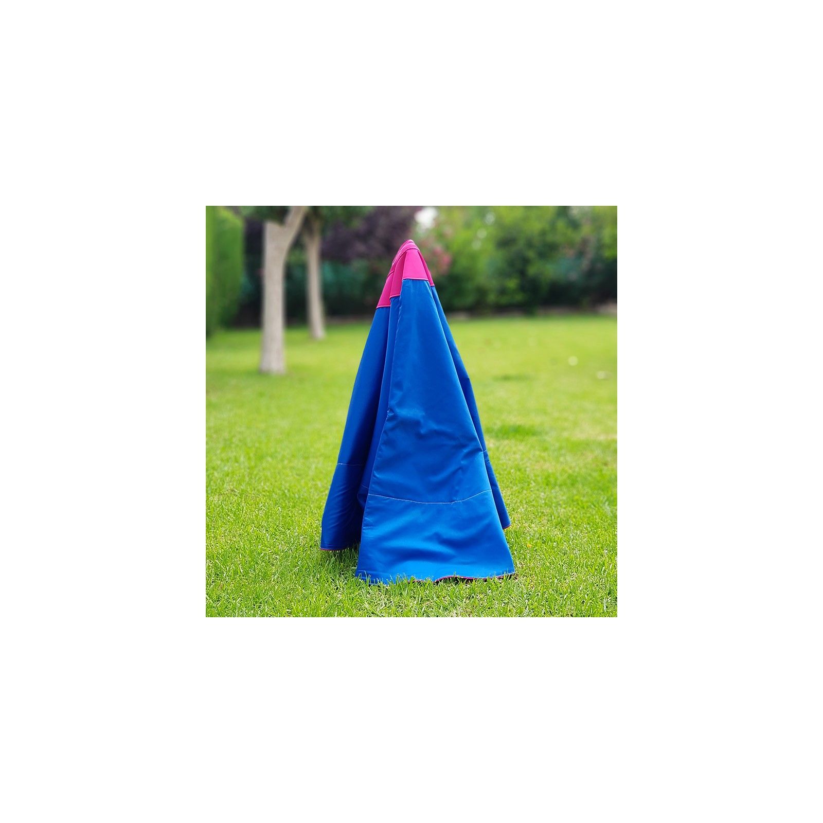 Capote de toreo azul para aficionados. EL MEJOR PRECIO